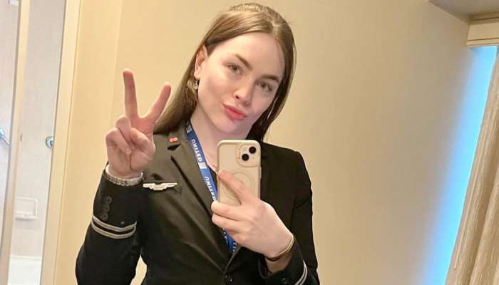 Transgender flight attendant News in Marathi, Latest Transgender flight ...